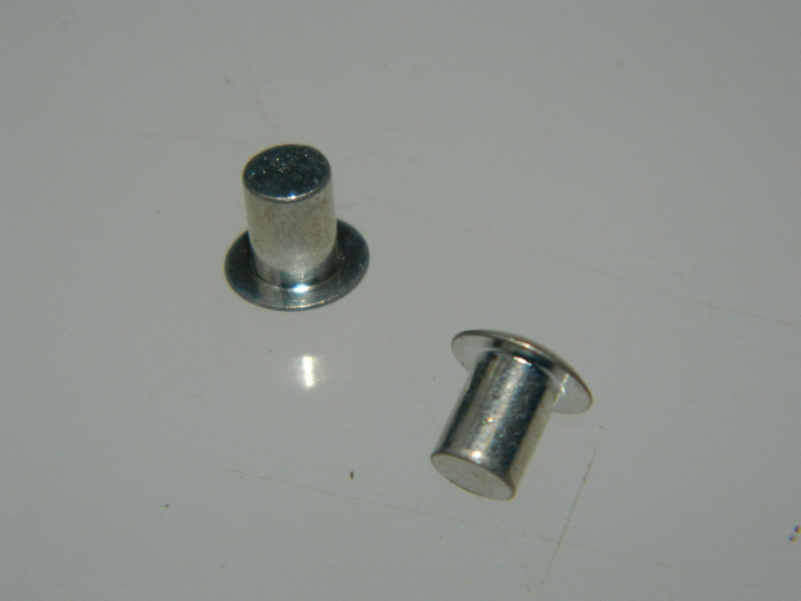 100 x Solid Rivet 5/32" Diameter Steel 7/32" Long Part NSA5415-40-05 H1